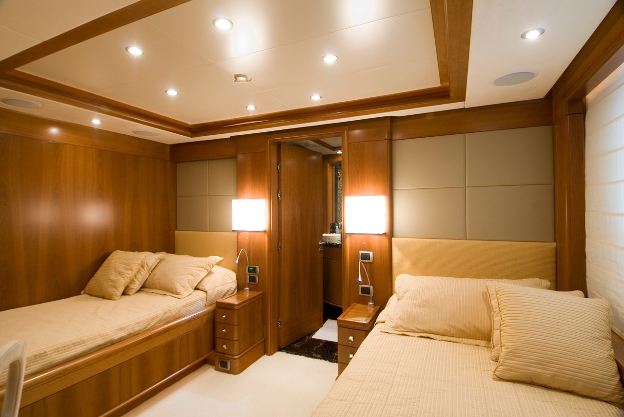 Yacht BLUE VISION, Benetti Yachts | CHARTERWORLD Luxury Superyacht Charters